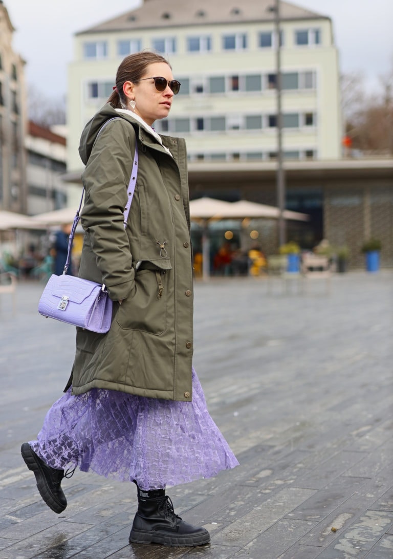 Hot New Color Combos to Wear With Army Green: How to Guide