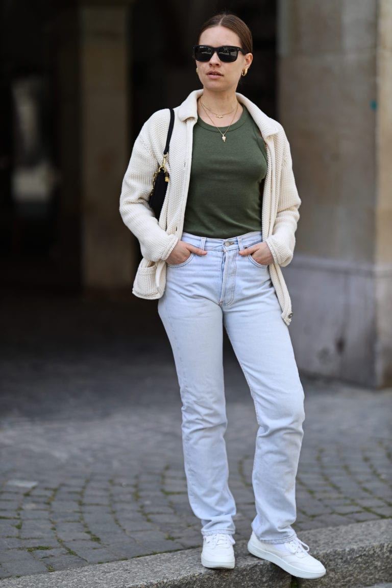 Clean Girl Aesthetic: 5 Clothing Must-Haves & Outfit Ideas