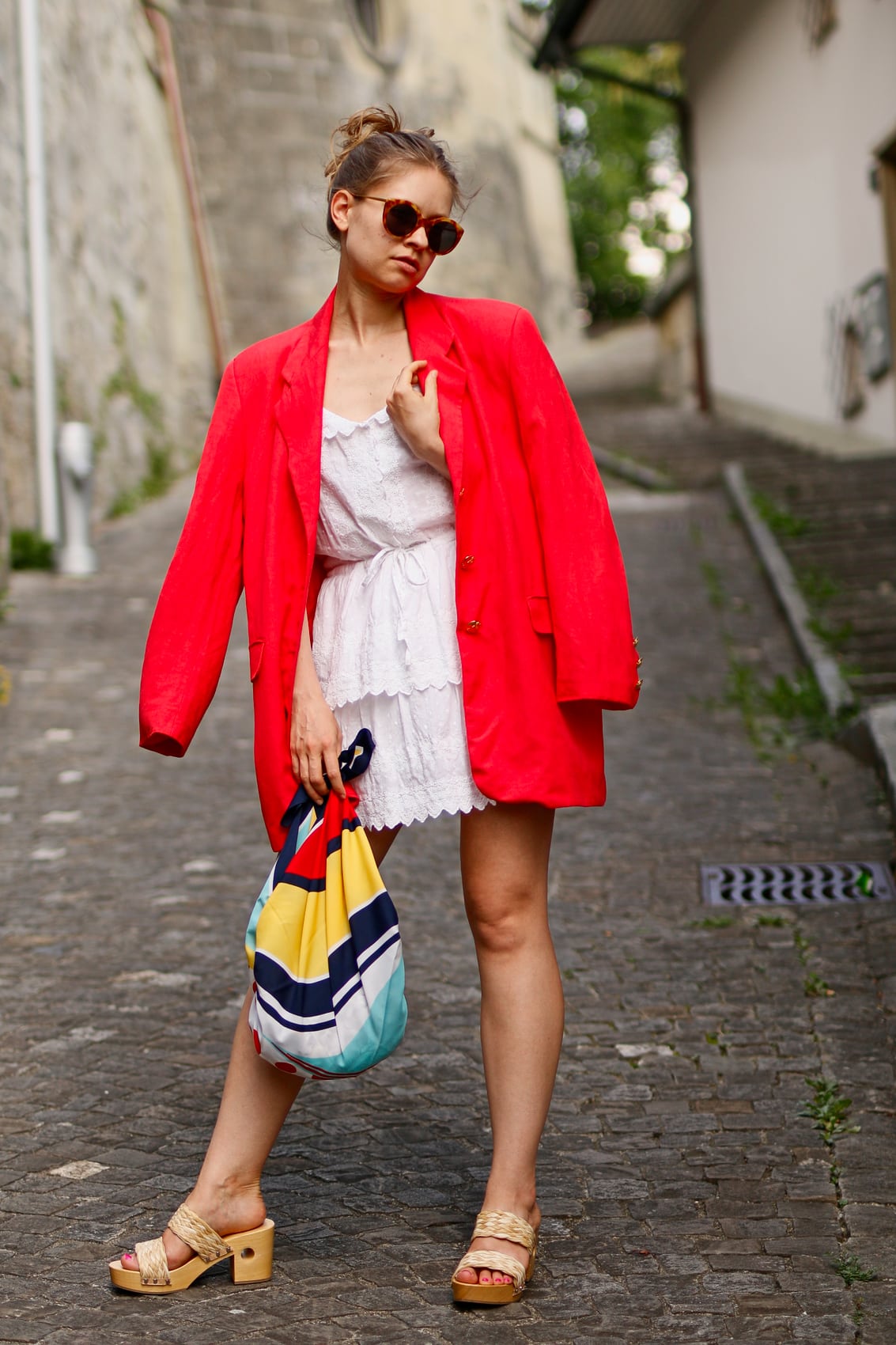 9+ Unique Ways to Wear a (Vegan) Silk Scarf: Fresh Style Ideas