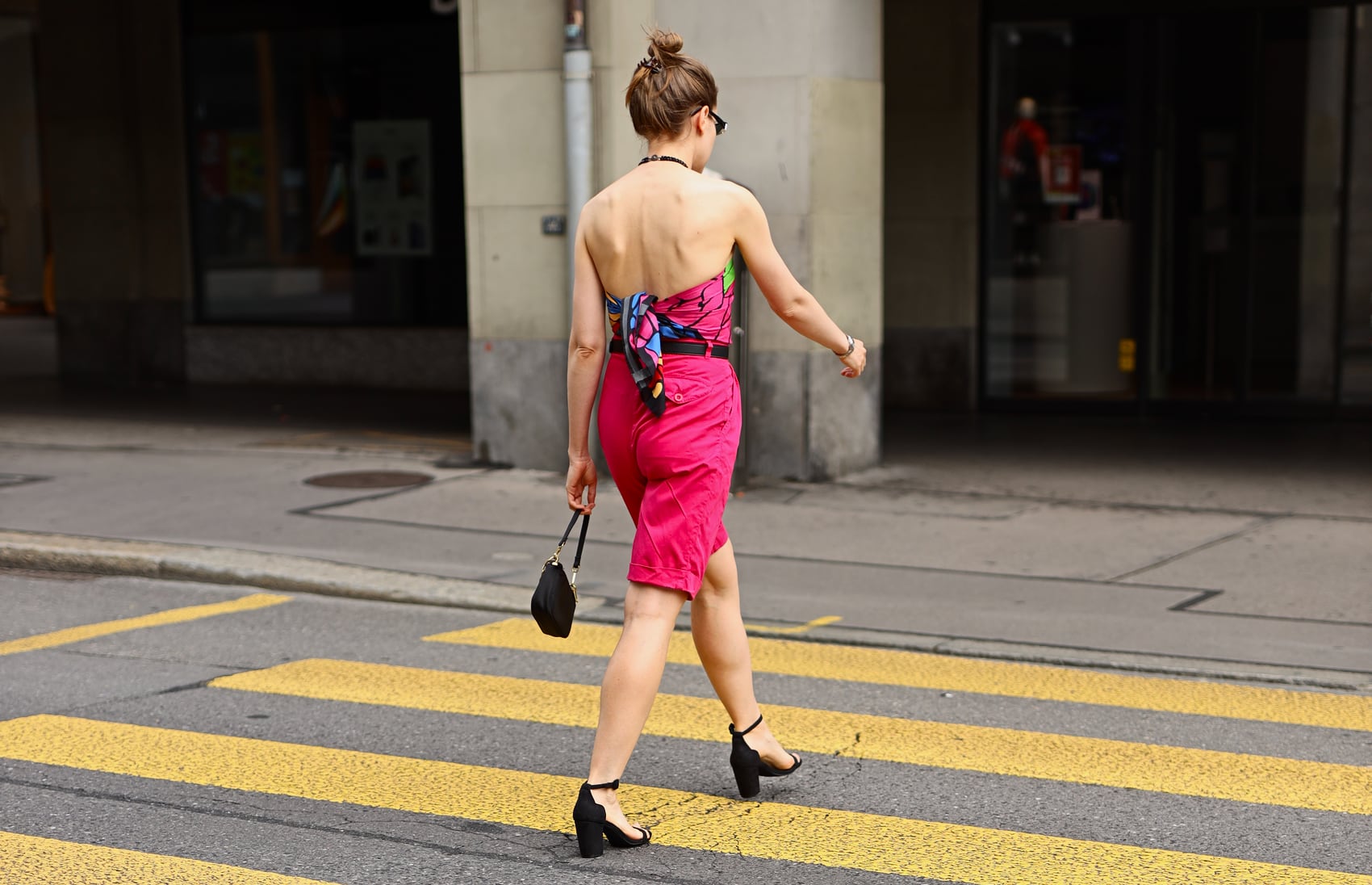 9+ Unique Ways to Wear a (Vegan) Silk Scarf: Fresh Style Ideas