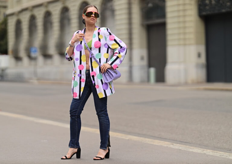 How to Wear a Bra as a Top: New Trend All Petites Must Try