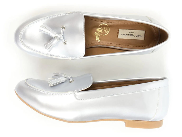 29+ Best Vegan Loafers: All the On-Trend Styles for Men & Women